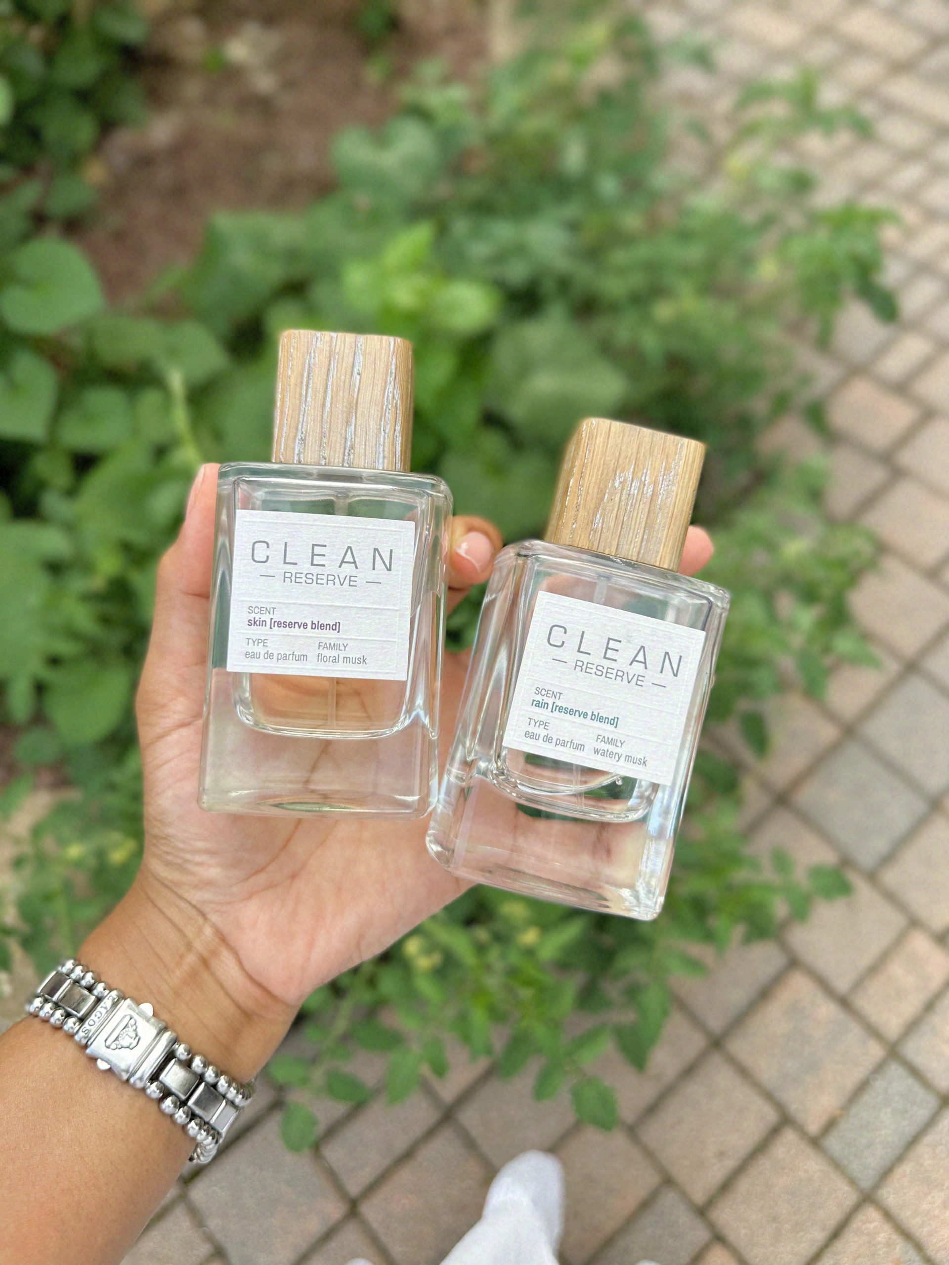 Discover 2 Must-Try Clean Scents For Autumn & Winter - TIFF BENSON